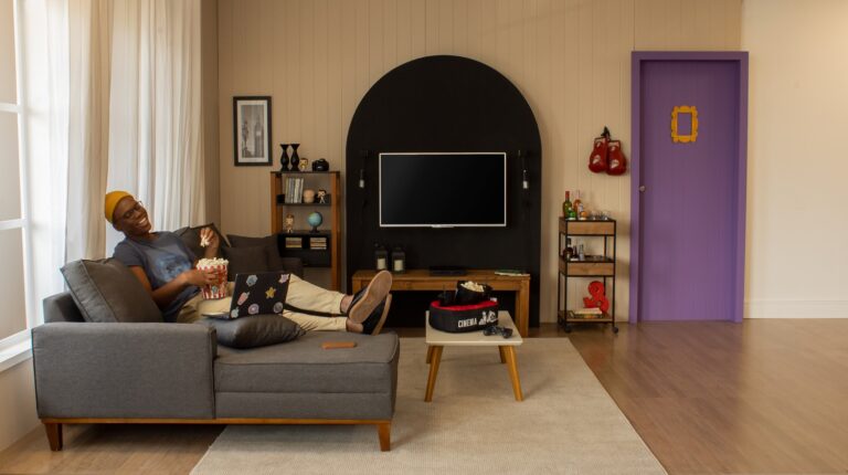 Modelo de Painel de TV: Saiba Como Escolher e Instalar | Mobly